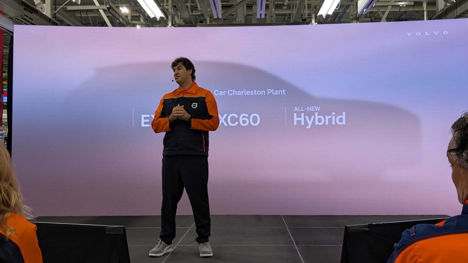 Volvo Unveils Plans for Extended-Range Electric SUV in the U.S.