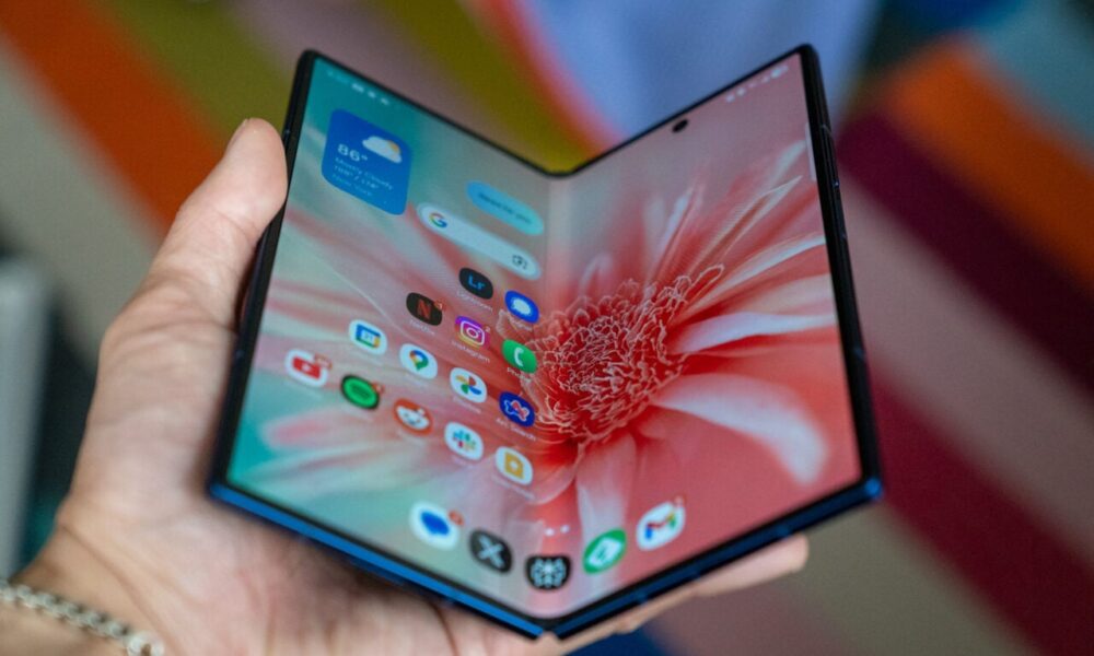 Apple’s Foldable iPhone Set for Wider Design Launch in 2026