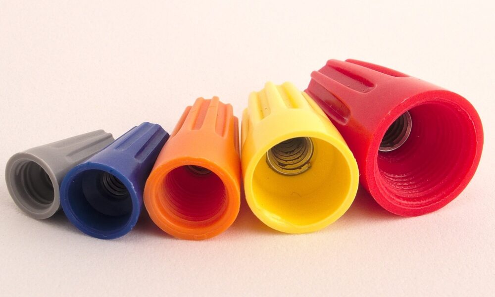 Discover 12 Essential Types of Wire Connectors and Their Uses