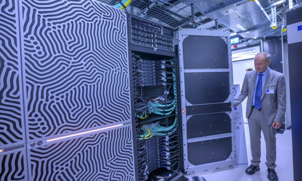 German Scientists Set to Achieve Full Human Brain Simulation